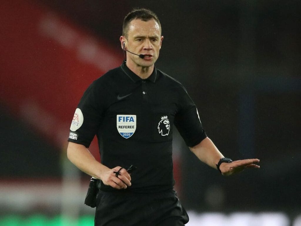 Tiểu Sử Trọng Tài Stuart Attwell - Trọng Tài Nổi Tiếng Người Anh